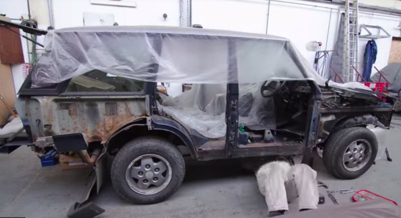 This Stop-Motion Video Of A Guy Fixing His Range Rover's Rusted-Out ...